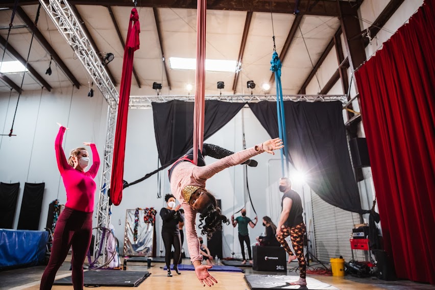 Sling | Aerial Classes | Hammock